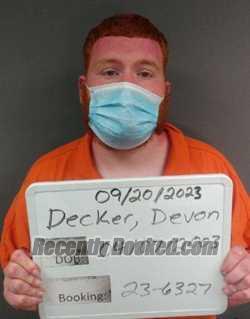 Recent Booking / Mugshot for Devon Earl Decker in Sebastian County ...