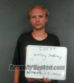 Recent Booking / Mugshot for JEFFREY ALLEN Junior WALLEY in Sebastian ...