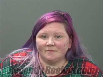Recent Booking / Mugshot for Courtney Edwards in Washington County ...