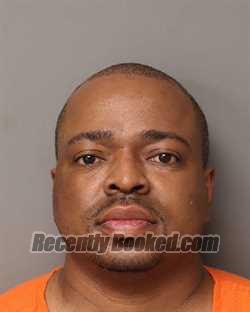 Recent Booking / Mugshot for KARVIN JAVON HICKS in Lancaster County ...