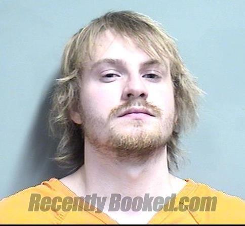 Recent Booking / Mugshot for DANIEL ROBERT DAVIS in Dallas County, Iowa