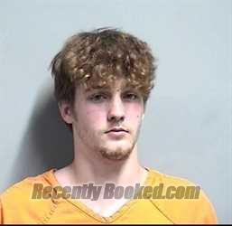 Recent Booking / Mugshot for BRAYDEN ANTHONY BRODERICK in Dallas County ...