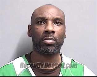 Recent Booking / Mugshot for ANTONIO KEYMONI BELL in Dallas County, Iowa