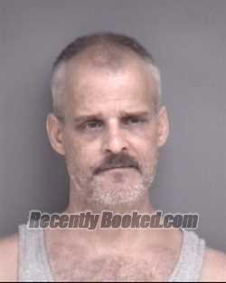 Recent Booking / Mugshot for ZACHERY ARTHUR REXILIUS in Dubuque County ...