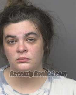 Recent Booking / Mugshot for JESSICA LYNN DORR in Dubuque County, Iowa