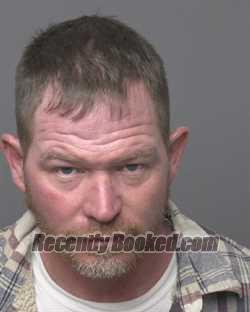 Recent Booking / Mugshot for JASON RAY TACKETT in Dubuque County, Iowa