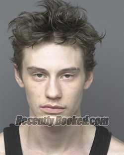 Recent Booking / Mugshot for DAKOTA MICHAEL LINDECKER in Dubuque County ...