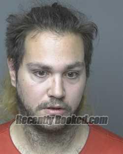 Recent Booking / Mugshot for TRAVIS JOSEPH HUMPHREY in Dubuque County, Iowa