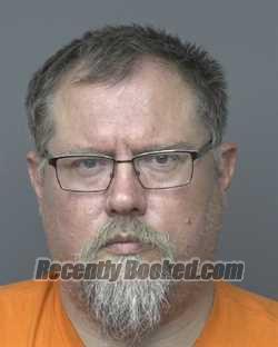 Recent Booking / Mugshot for JOHN JAMES DIXON in Dubuque County, Iowa