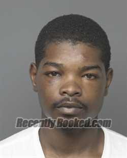 Recent Booking / Mugshot for JEREMIAH EUGENE DAVIS in Dubuque County, Iowa