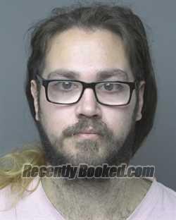 Recent Booking / Mugshot for TRAVIS JOSEPH HUMPHREY in Dubuque County, Iowa