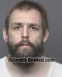 Derek Lynn Lyons Mugshot & Arrest Info | Dubuque County, IA