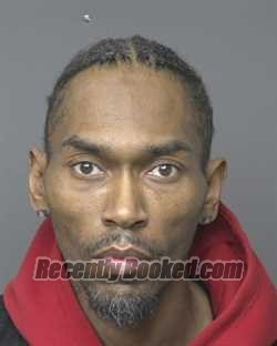 Recent Booking / Mugshot for DONTA RACINE EUELLS in Dubuque County, Iowa
