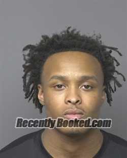 Recent Booking / Mugshot for MARCUS DON MORRIS in Dubuque County, Iowa