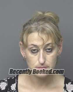 Recent Booking / Mugshot for RACHEL ELIZABETH CADIE in Dubuque County, Iowa